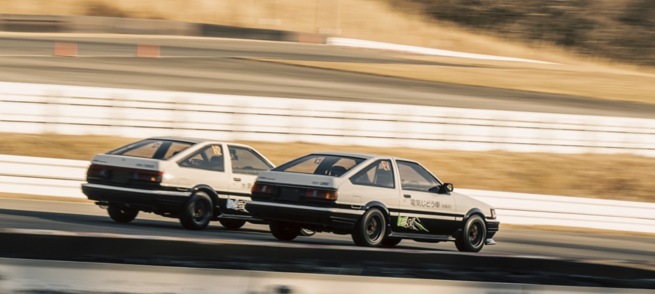 Toyota Motor Manufacturing Poland - Producent napędów - Klasyczne Corolle AE86 z bezemisyjnymi ...